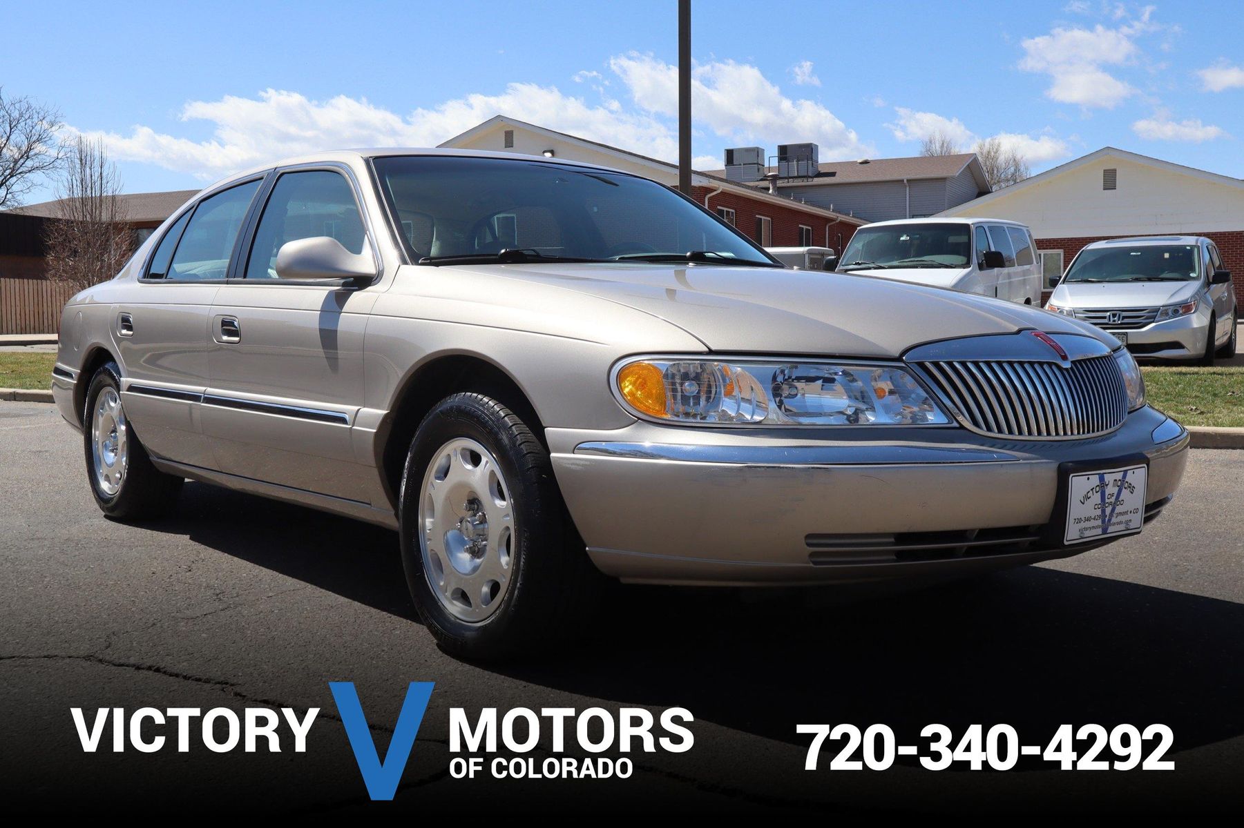1999 Lincoln Continental Base | Victory Motors of Colorado