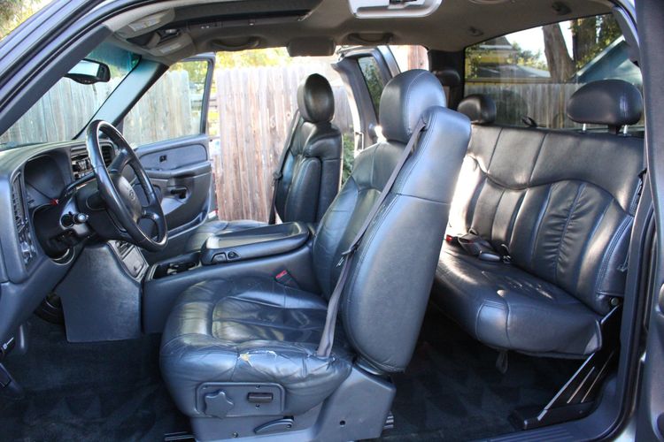 2002 Chevrolet Silverado 1500 LS | Victory Motors of Colorado