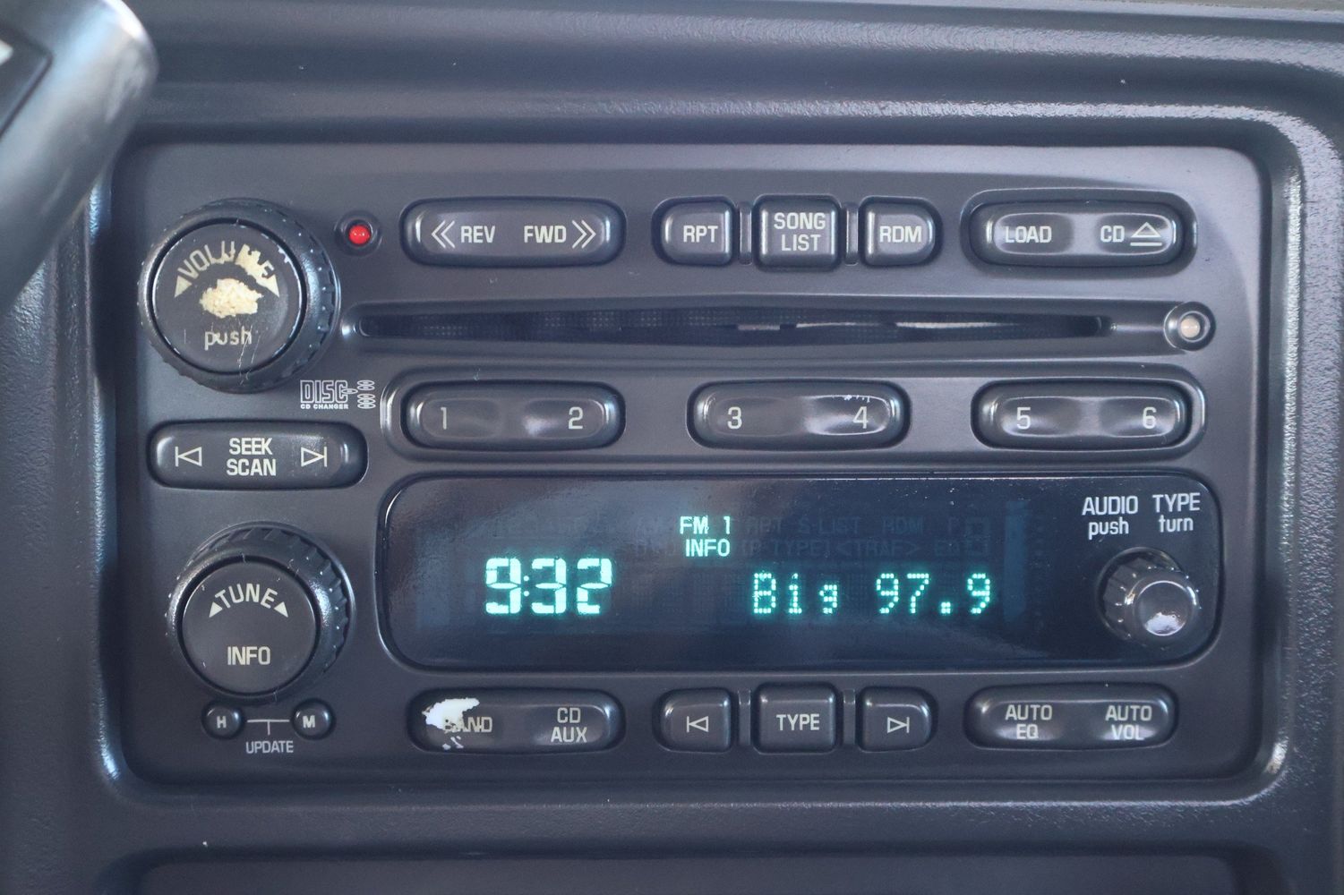 2005 GMC Sierra 3500 SLT | Victory Motors of Colorado