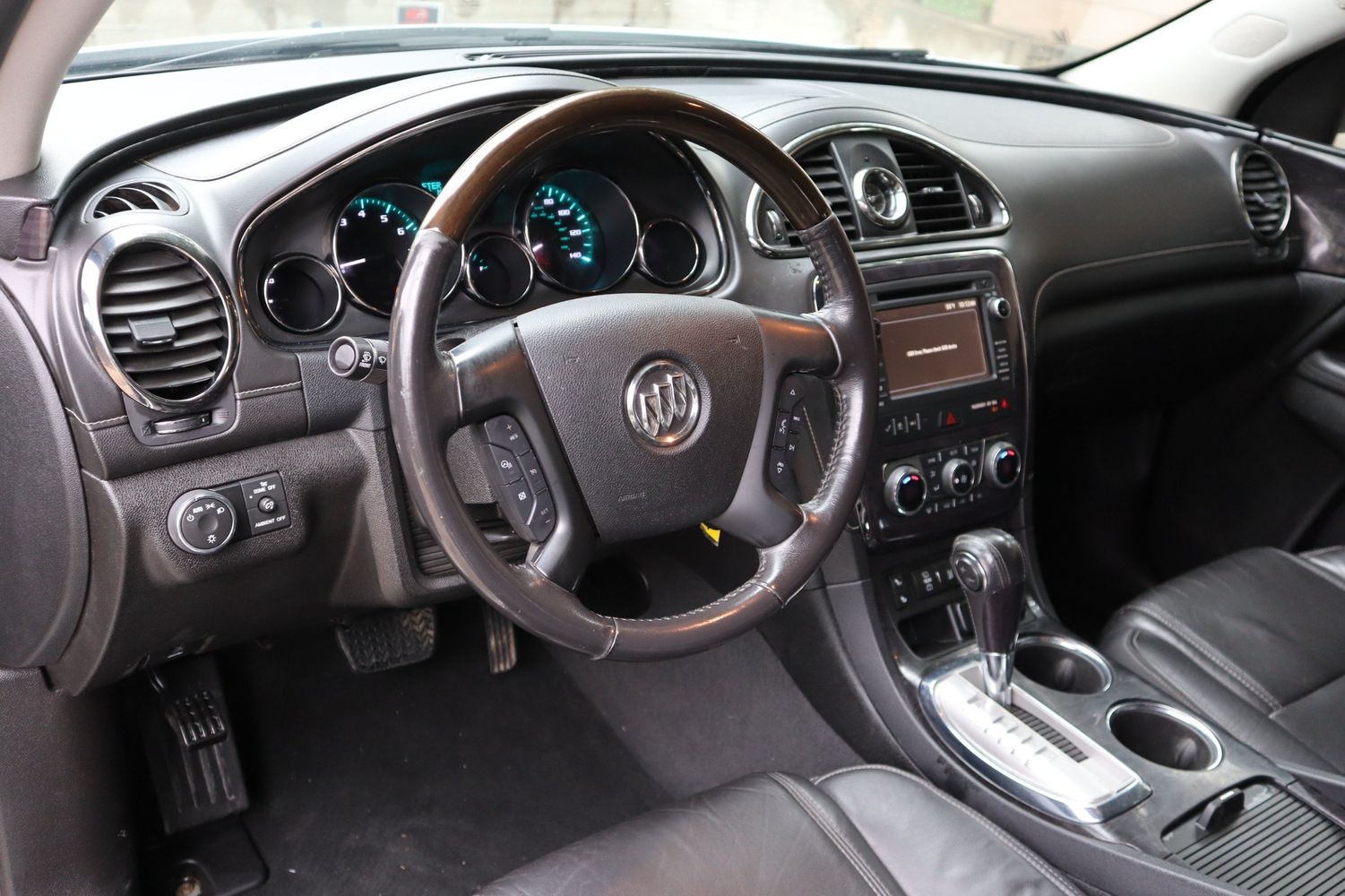 2016 Buick Enclave Leather | Victory Motors of Colorado