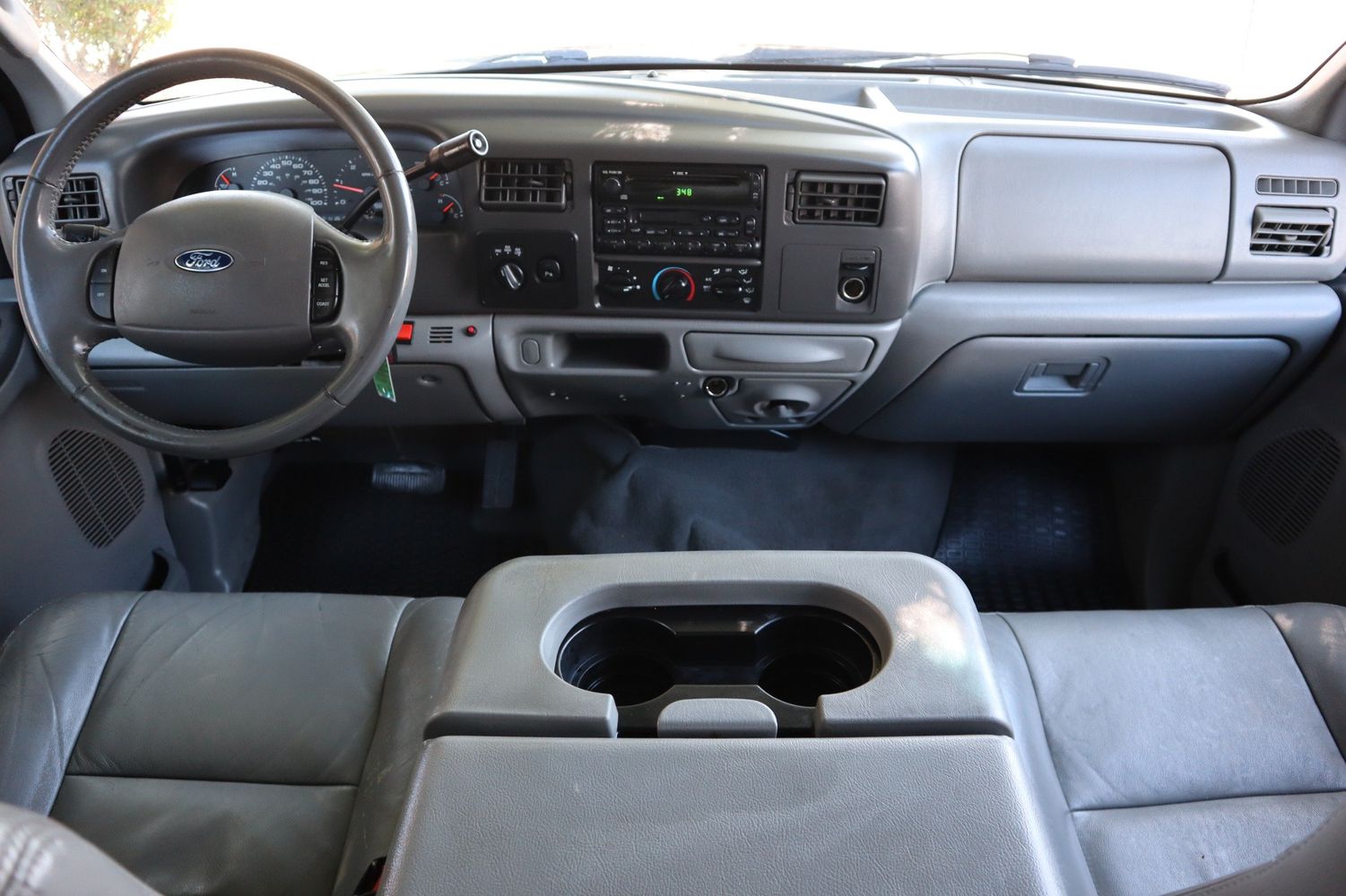 2004 Ford F-250 Super Duty Lariat | Victory Motors of Colorado