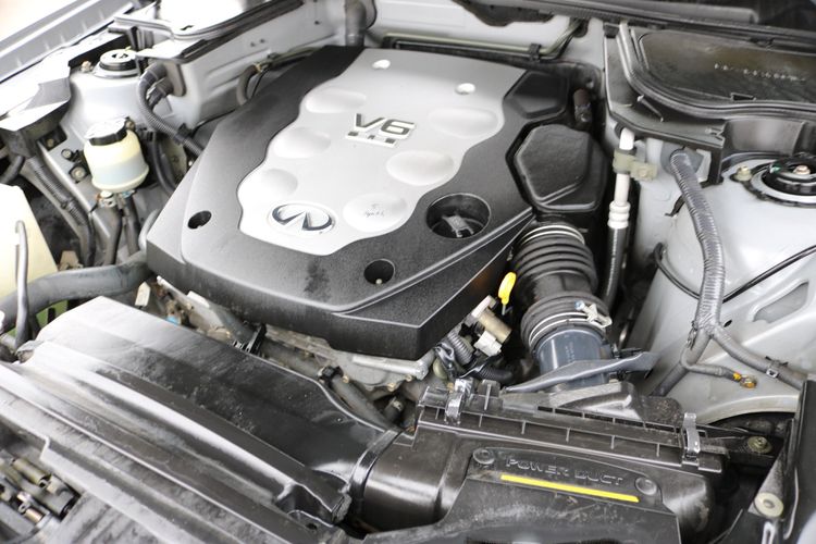 2005 Infiniti FX35 AWD | Victory Motors of Colorado