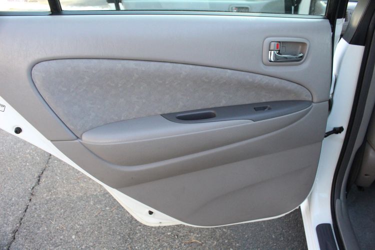 2001 Toyota Prius | Victory Motors of Colorado