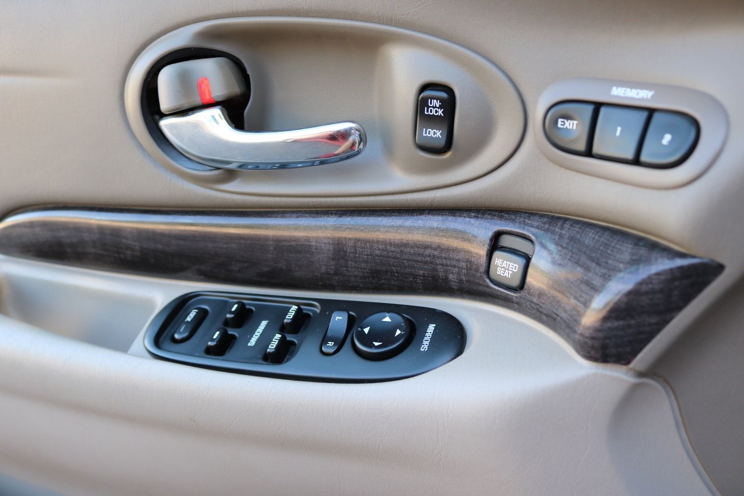 2003 Buick LeSabre Limited | Victory Motors of Colorado