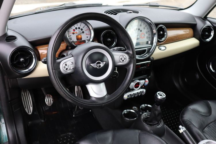 2007 MINI Cooper S | Victory Motors of Colorado