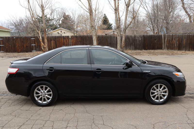 2010 Toyota Camry Hybrid Base Victory Motors of Colorado