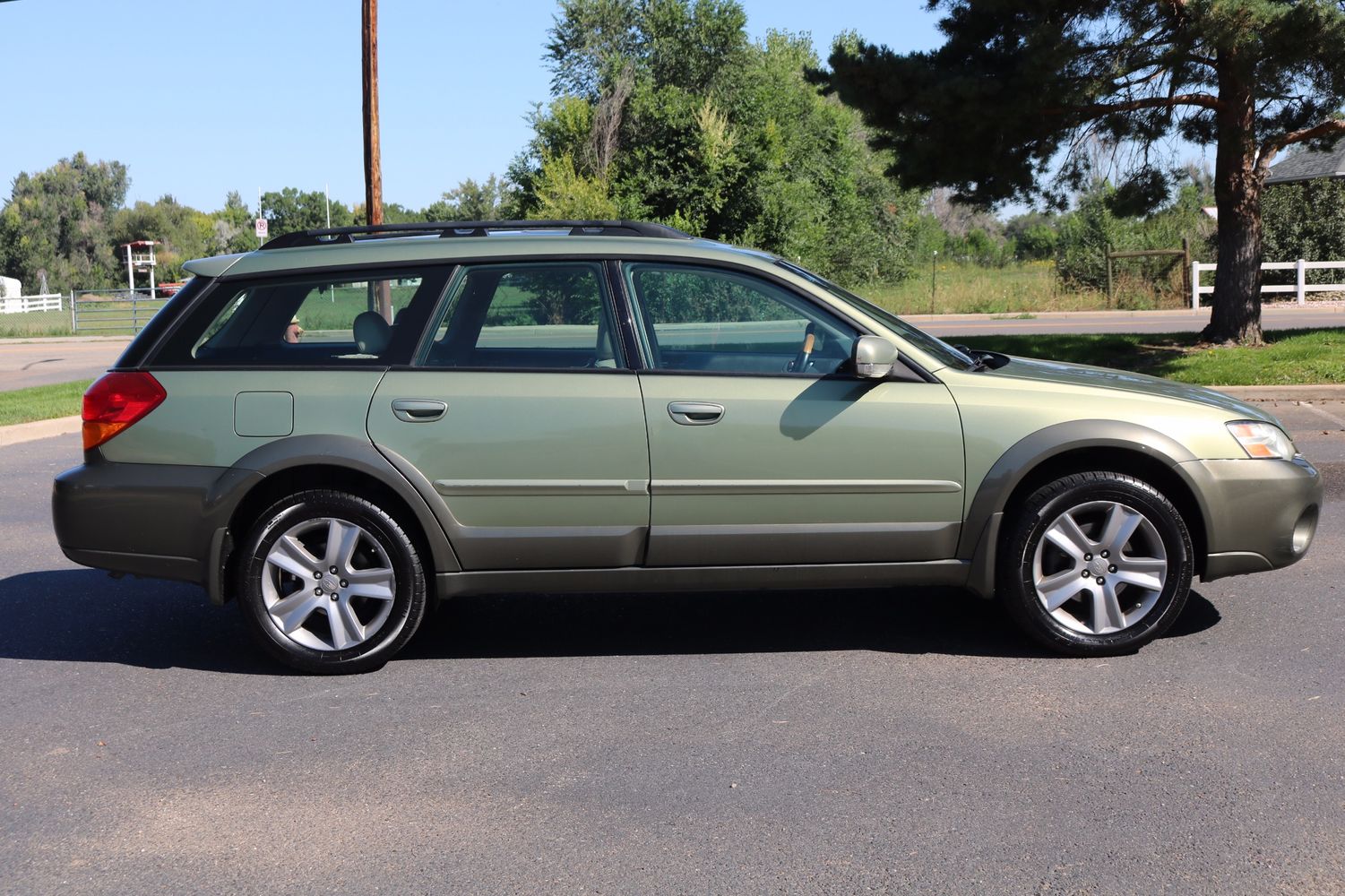 2006 Subaru Outback LL Bean Edition | Victory Motors of Colorado