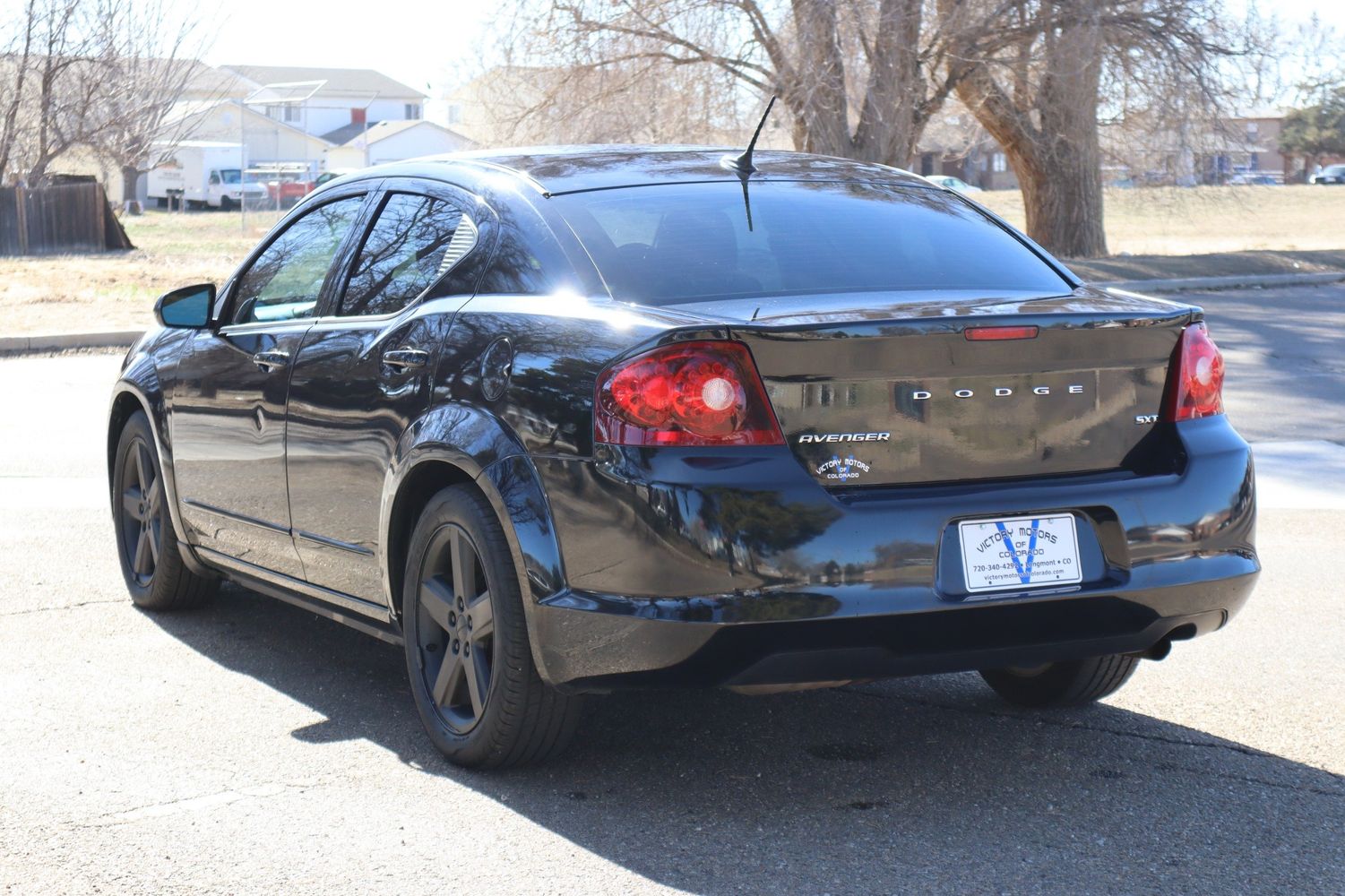 2013 Dodge Avenger SXT | Victory Motors of Colorado