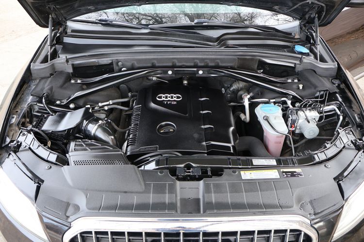 2015 Audi Q5 2.0T quattro Premium | Victory Motors of Colorado