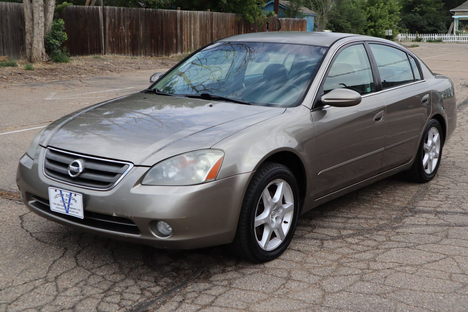 2002 Nissan Altima 3.5 SE | Victory Motors of Colorado