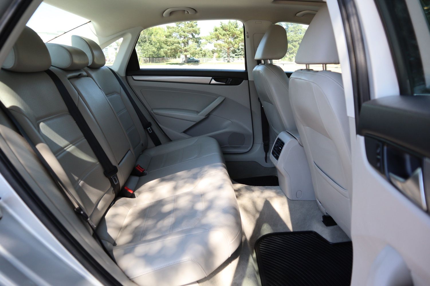 2014 Volkswagen Passat 1.8T SE | Victory Motors of Colorado