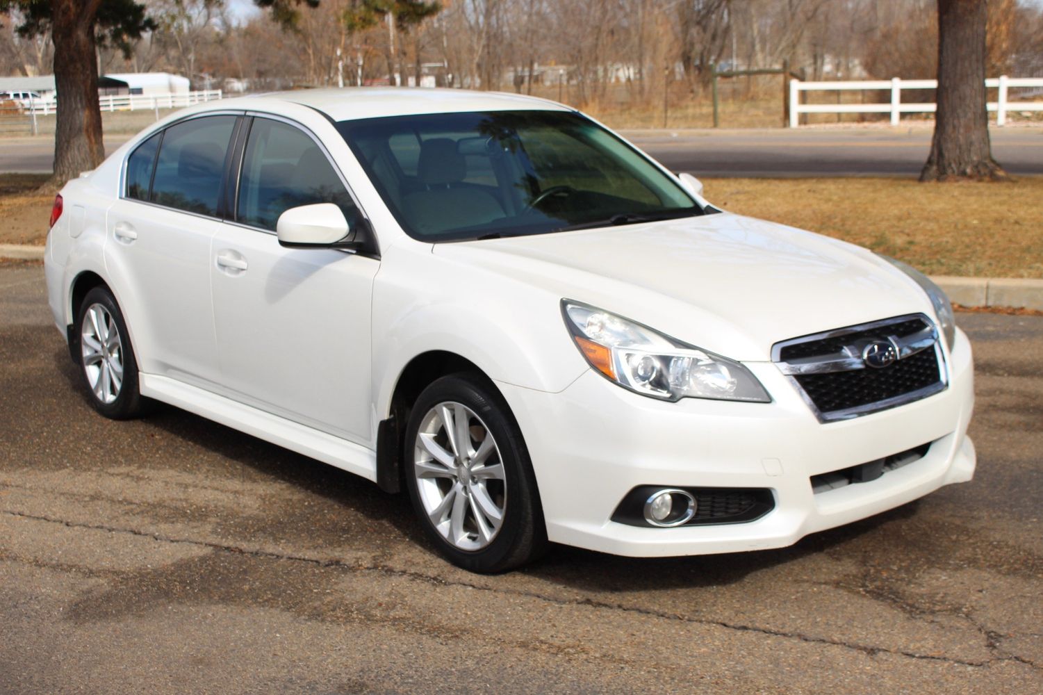 2013 Subaru Legacy 2.5i Premium | Victory Motors of Colorado