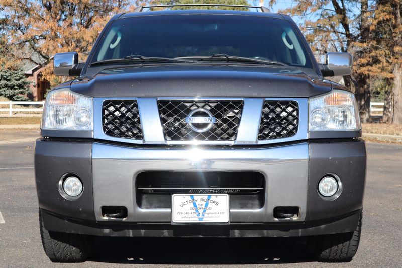 2005 Nissan Armada Photos