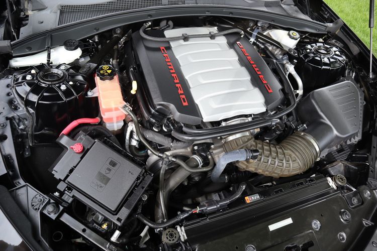 2016 Chevrolet Camaro SS | Victory Motors of Colorado
