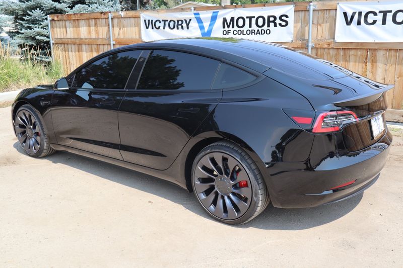 2021 Tesla Model 3 Photos