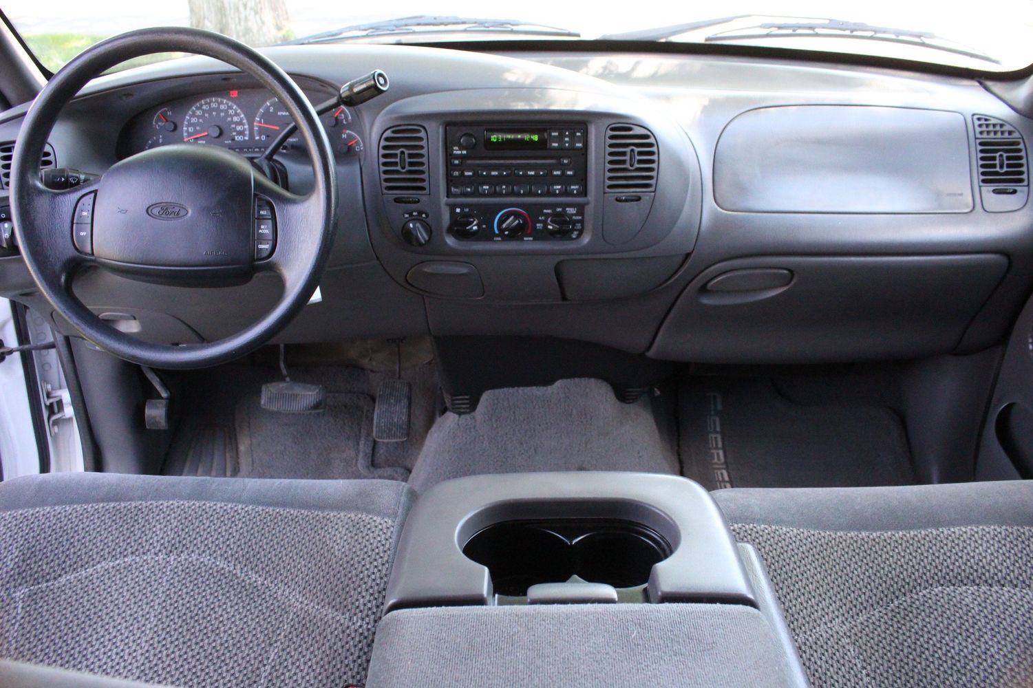 2001 Ford F-150 XLT | Victory Motors of Colorado