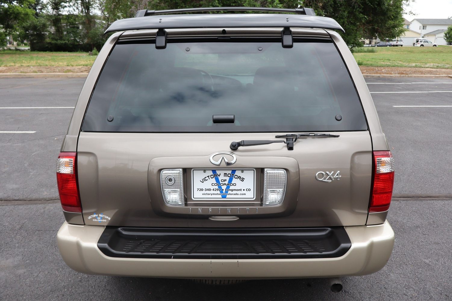 2002 INFINITI QX4 | Victory Motors of Colorado