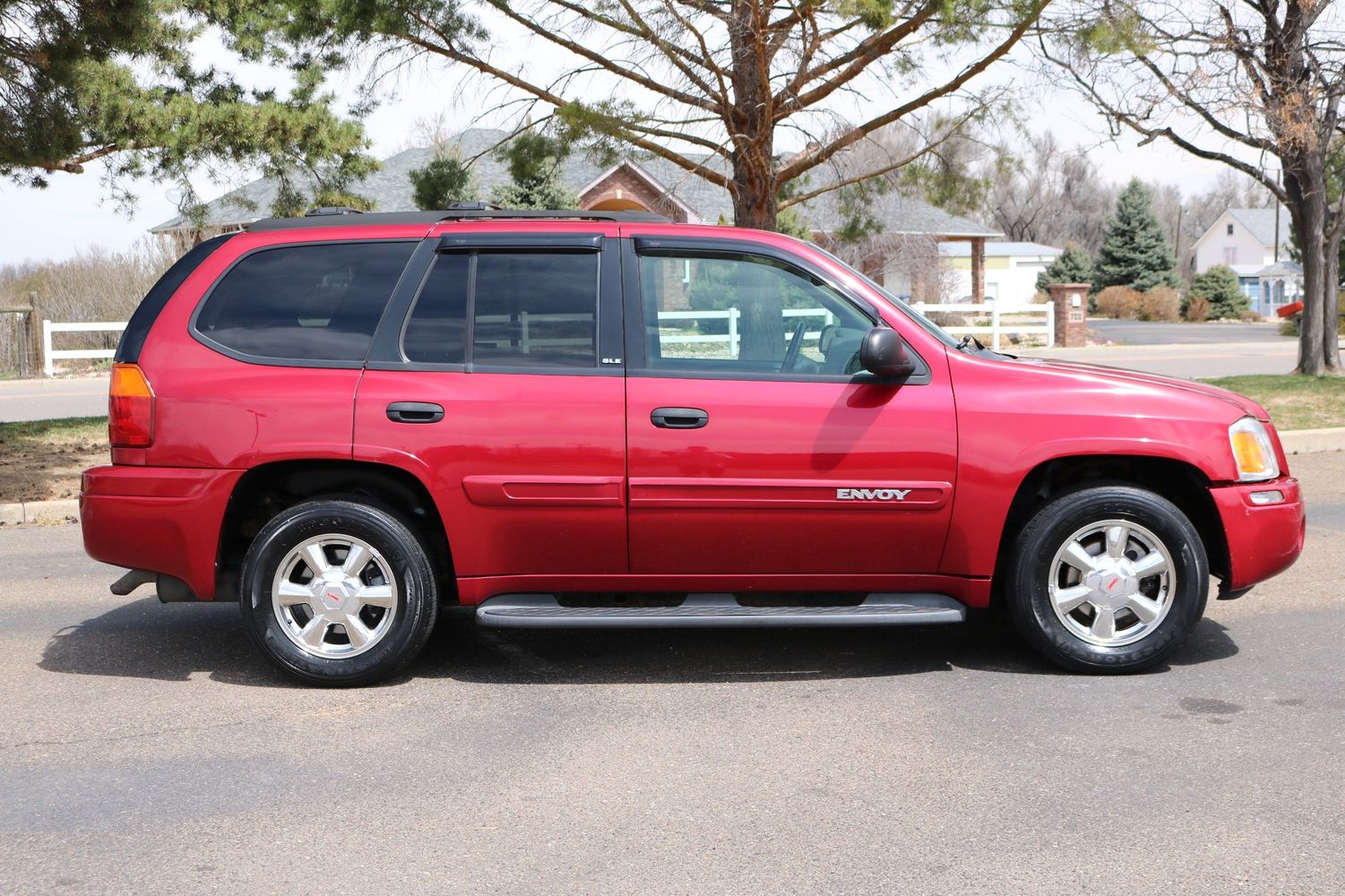 2002 GMC Envoy SLE | Victory Motors of Colorado
