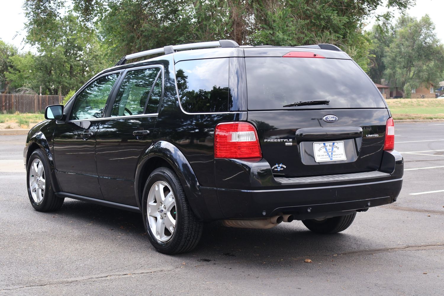 2006 Ford Freestyle Limited | Victory Motors of Colorado