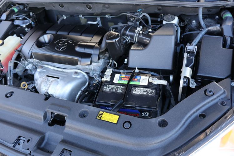 2012 Toyota RAV4 Base | Victory Motors of Colorado