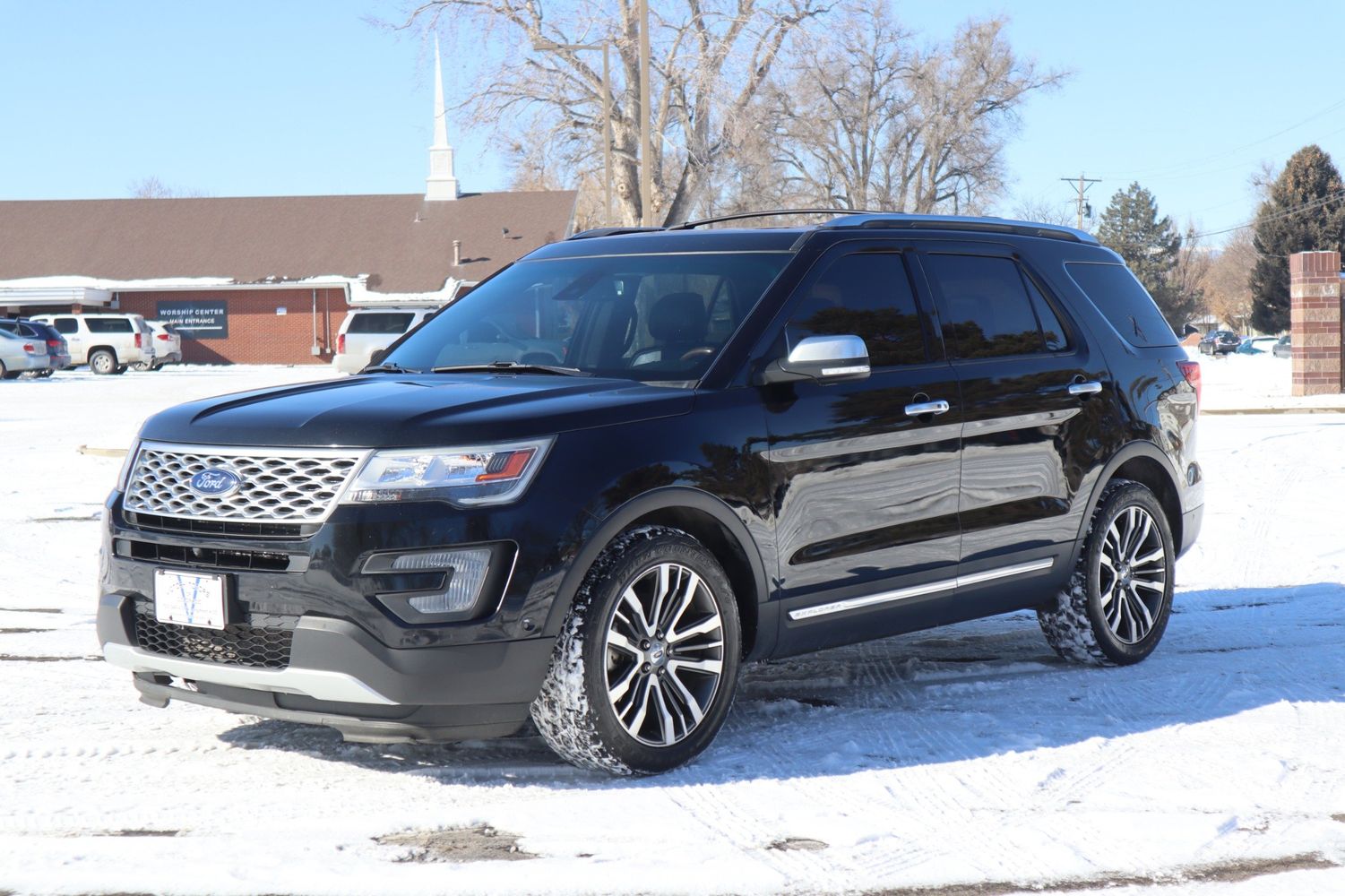 2017 Ford Explorer Platinum | Victory Motors of Colorado