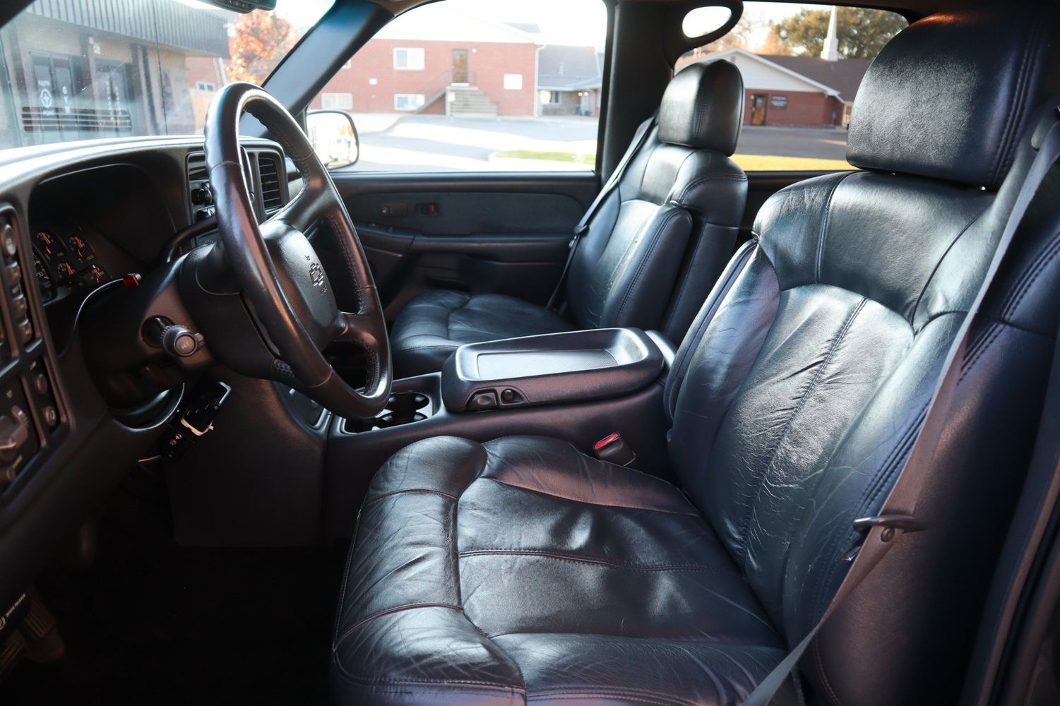 2001 Chevrolet Silverado 1500HD LT | Victory Motors of Colorado