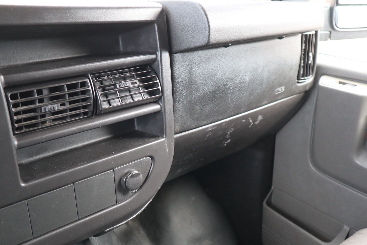 2010 Chevrolet Express Passenger LS 3500 | Victory Motors of Colorado