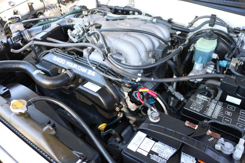 1998 Toyota 4Runner Photos