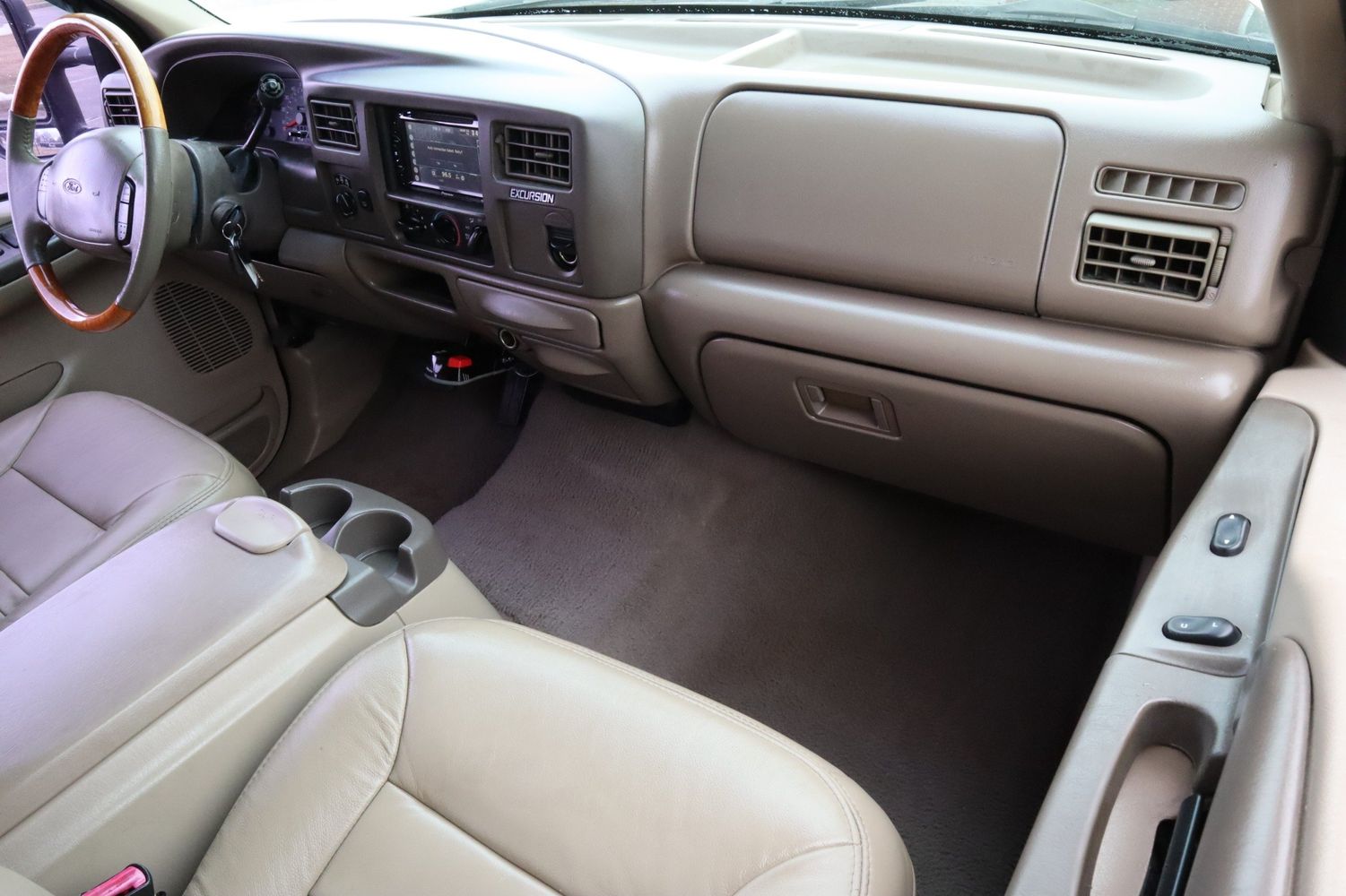 2000 Ford Excursion XLT | Victory Motors of Colorado