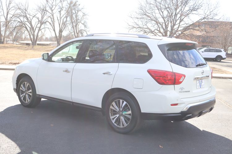2017 Nissan Pathfinder SV | Victory Motors of Colorado