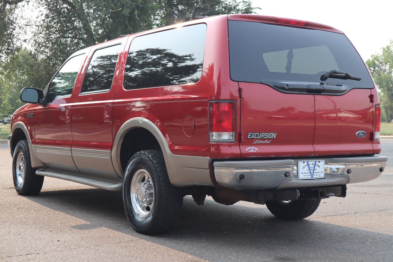 2000 Ford Excursion Limited | Victory Motors of Colorado