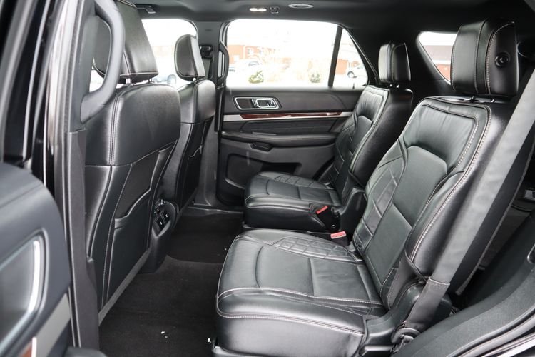 2018 Ford Explorer Platinum | Victory Motors of Colorado