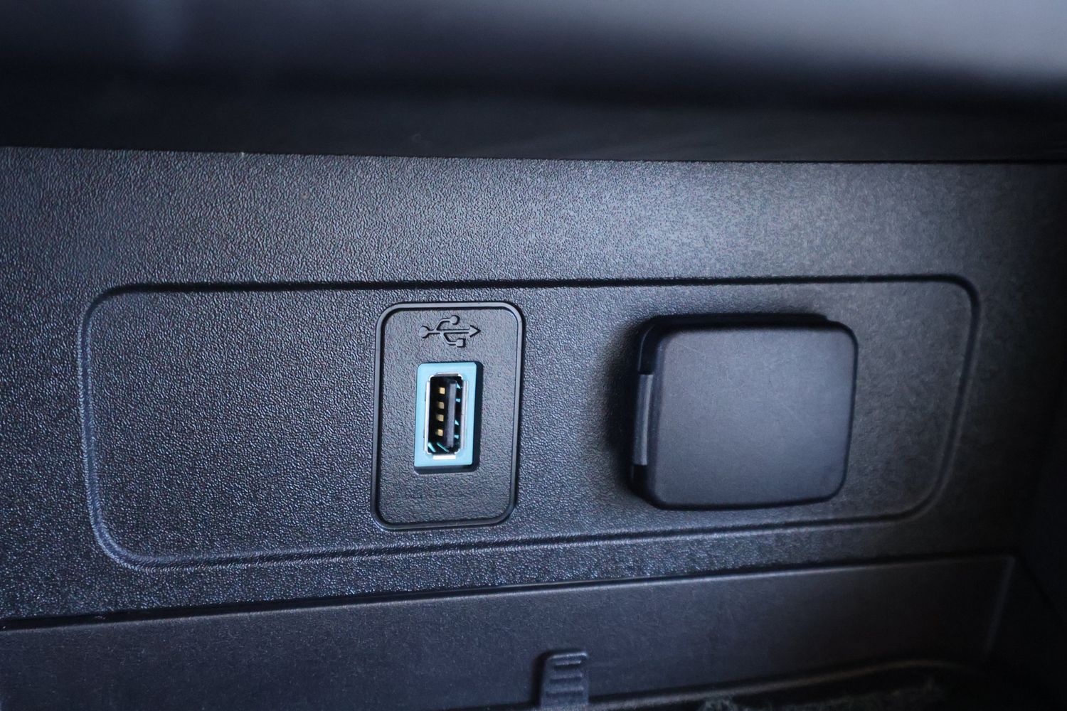 2018 Ford Escape SEL | Victory Motors of Colorado