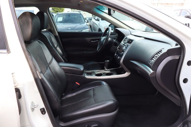 2015 Nissan Altima 2.5 SL | Victory Motors of Colorado