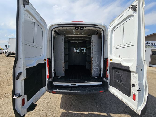 2015 Ford Transit 250 | Country Truck & Auto
