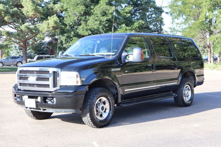 2005 Ford Excursion Limited | Victory Motors of Colorado