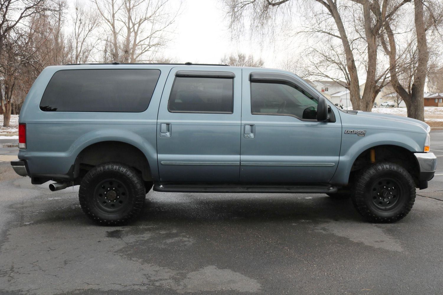2000 Ford Excursion XLT | Victory Motors of Colorado