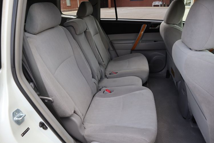 2008 Toyota Highlander Hybrid Base | Victory Motors of Colorado