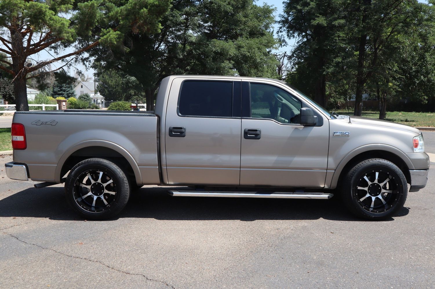 2004 Ford F-150 Lariat | Victory Motors of Colorado