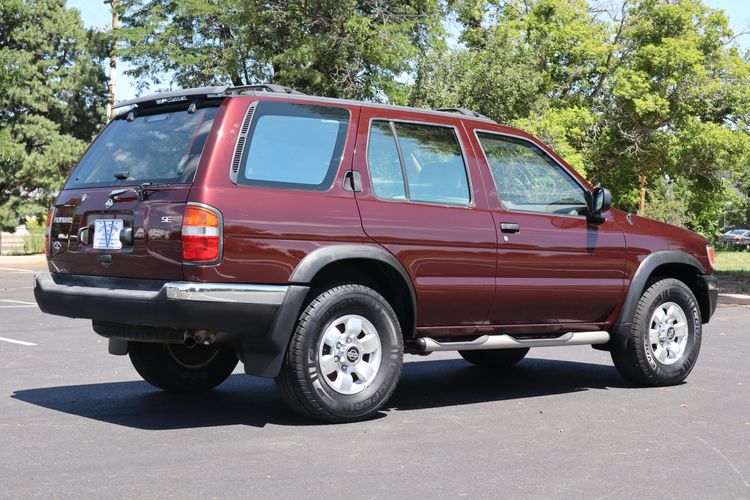 1998 Nissan Pathfinder SE | Victory Motors of Colorado