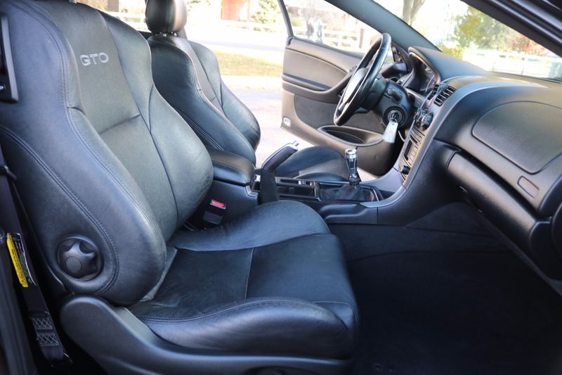 2005 Pontiac GTO Photos