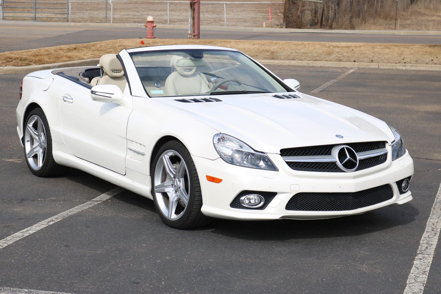 2009 Mercedes-Benz SL 550 Hardtop Convertible | Victory Motors of Colorado