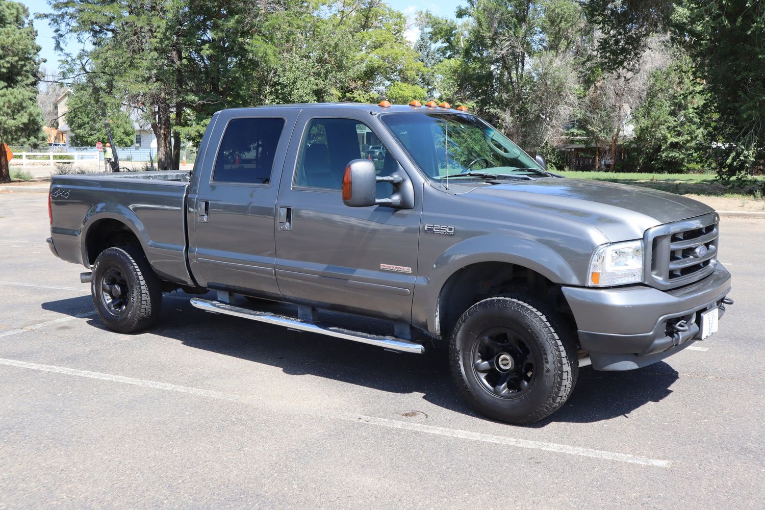 2004 Ford F-250 Super Duty Lariat | Victory Motors of Colorado