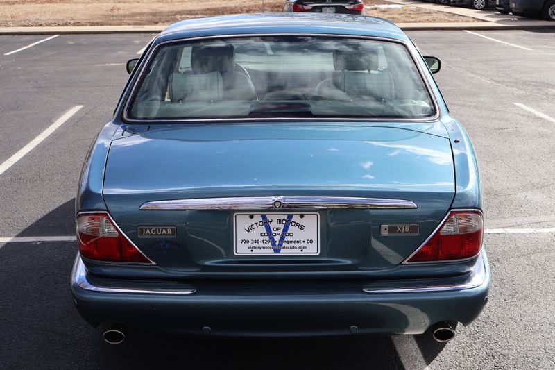 2001 Jaguar XJ-Series Photos 2001 Jaguar XJ-Series Photos