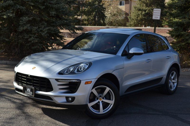 2017 Porsche Macan Base | Mazal Motors