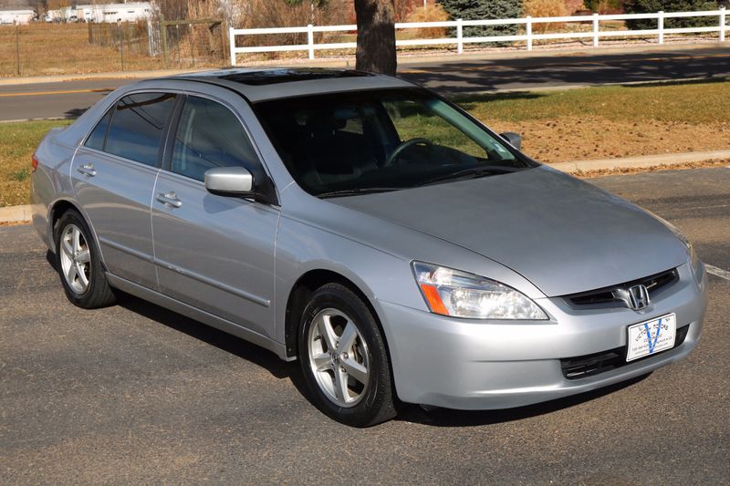 2004 Honda Accord Photos