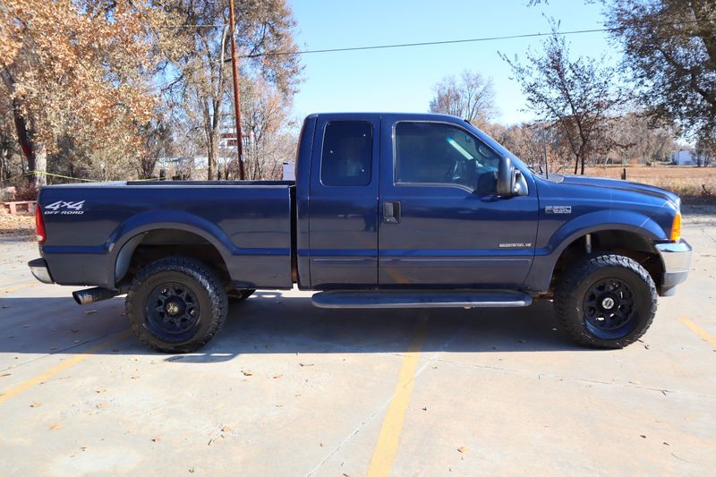 2001 Ford F-250 Super Duty Photos