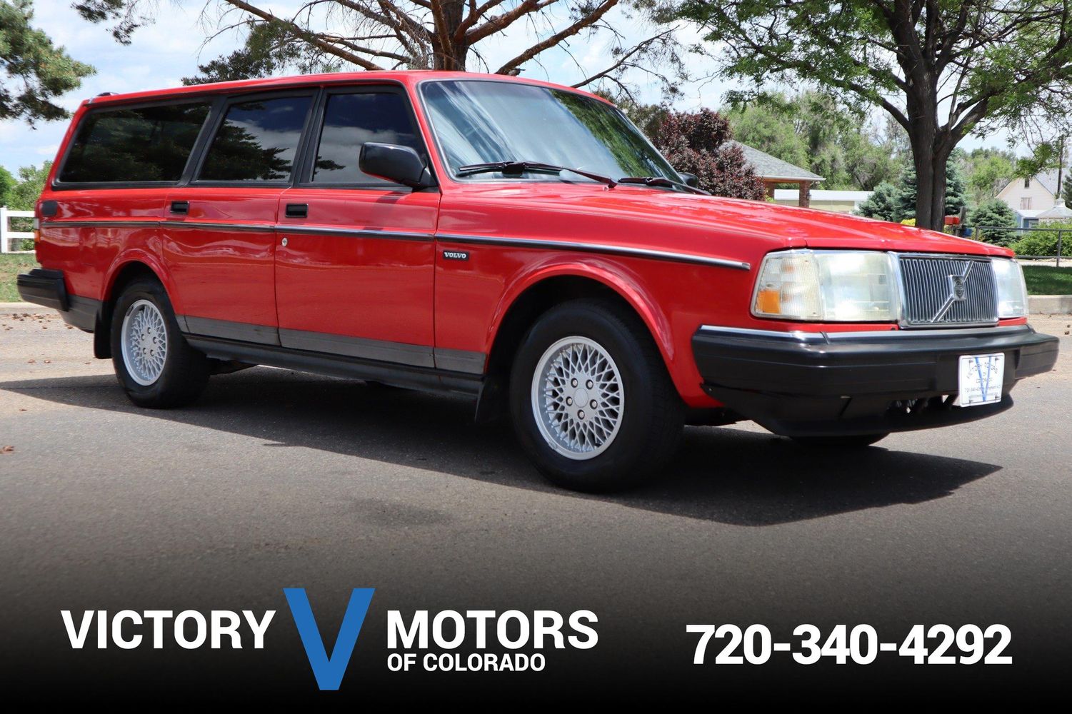 1993 Volvo 240 Red
