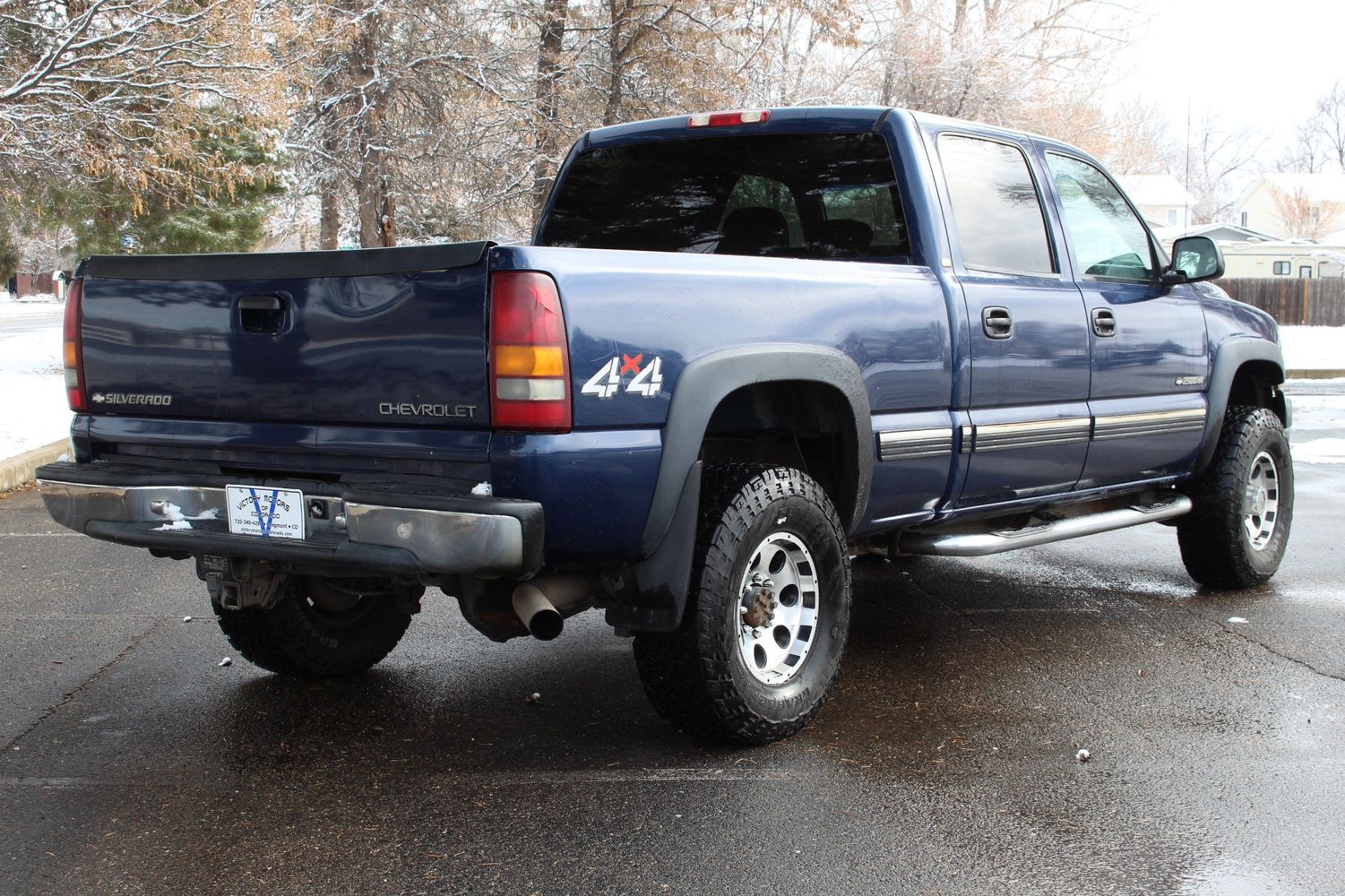 2001 Chevrolet Silverado 2500HD LS | Victory Motors of Colorado