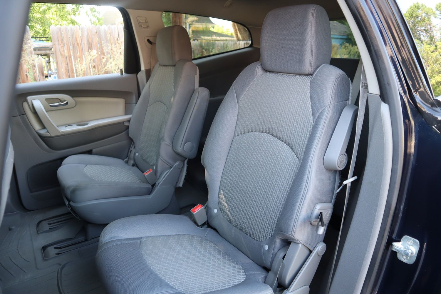 2012 Chevrolet Traverse LT | Victory Motors of Colorado